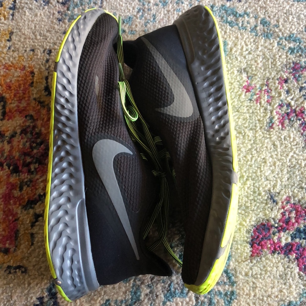 Mens Nike Revolution 5 - Gem